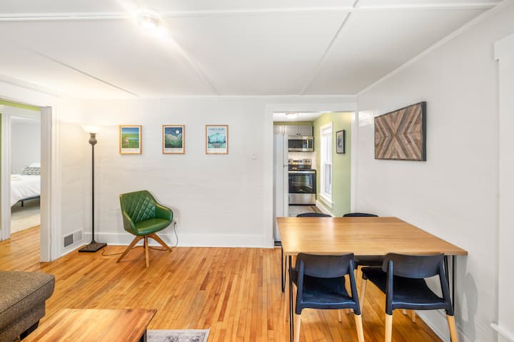 Stowe Village Area · 2br Farm Loft · Dogs Welcome - Elmore State Park, Elmore