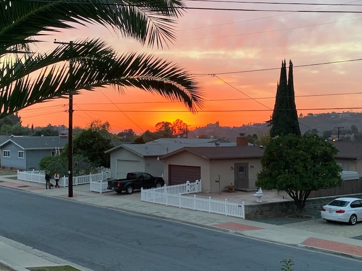 San Diego Newly Built Private Guesthouse (Sleep 4) - Santee, CA