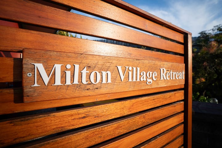 Milton Village Retreat - Secluded Village Comfort - Ulladulla