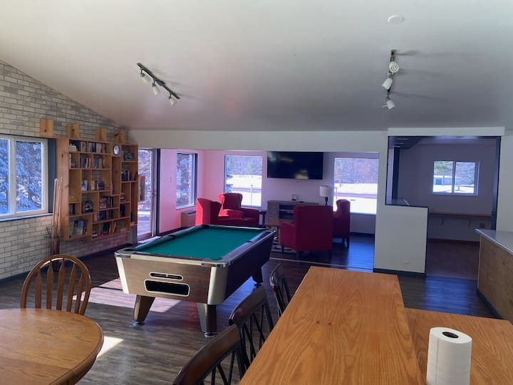 Timber House @ Edge-o-dells Resort - 2 Story House - Wisconsin Dells, WI