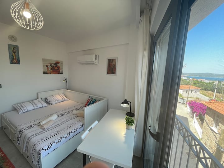 A Cosy Furnished Apartment In Gulbahce, Urla - Barbaros