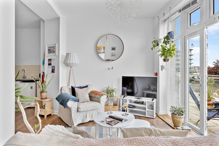 Relaxing 2 Bed Apartment | Sea Views | Newquay - Newquay