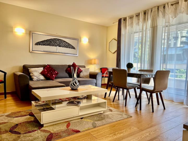 Spacious 2 Rooms Appartement In Levallois-perret - Levallois-Perret