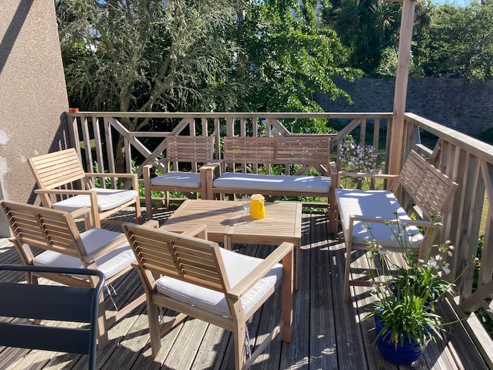 Charmante Petite Maison  Près De La Plage - Plougonvelin