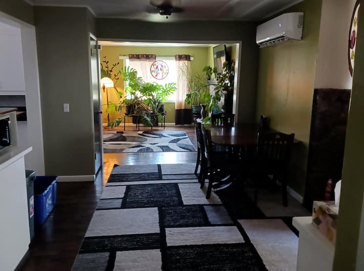 Welcome Aboard The Yellow Submarine #1 - Bend