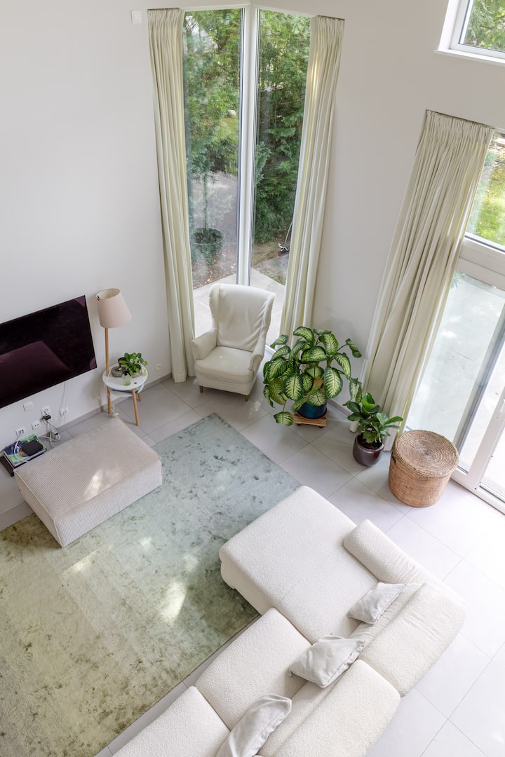 Villa Style Bauhaus For Families - Brussels Region