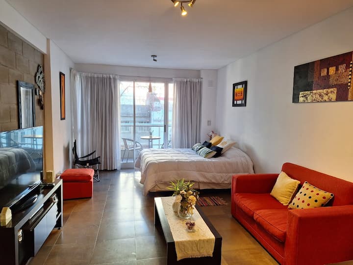 Gran Estudio En Palermo Hollywood - Buenos Aires