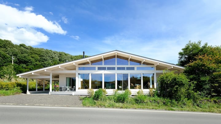 A New Finnish Log House Where The Stars Twinkle - Karuizawa