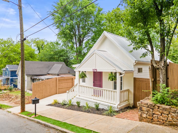 Newly Renovated Gem In A Great Location! - Atlanta, GA