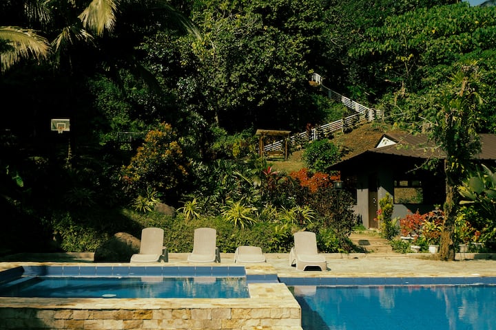 Casa Catherina Private Resort | 3-br Villa - Tanay