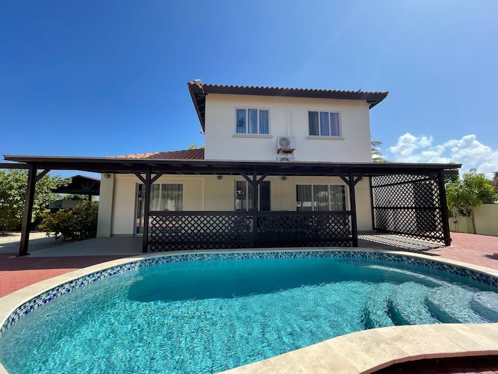 Beach Getaway For 10, Boroncana Bonita, Fire Pit - Aruba