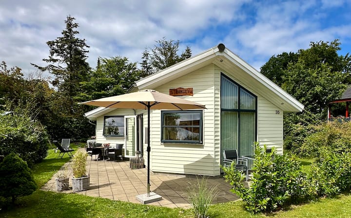 Dejligt Nyere Sommerhus I Fjellerup Nær Havet - Denmark