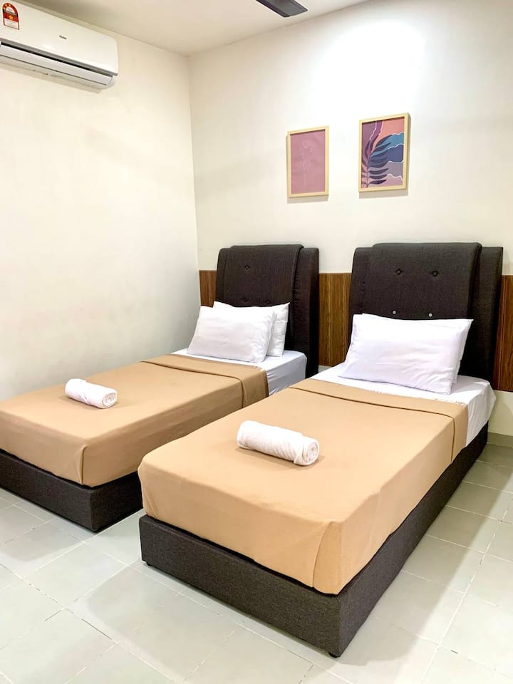 Comfort Twin Room Chalet - Kuala Terengganu