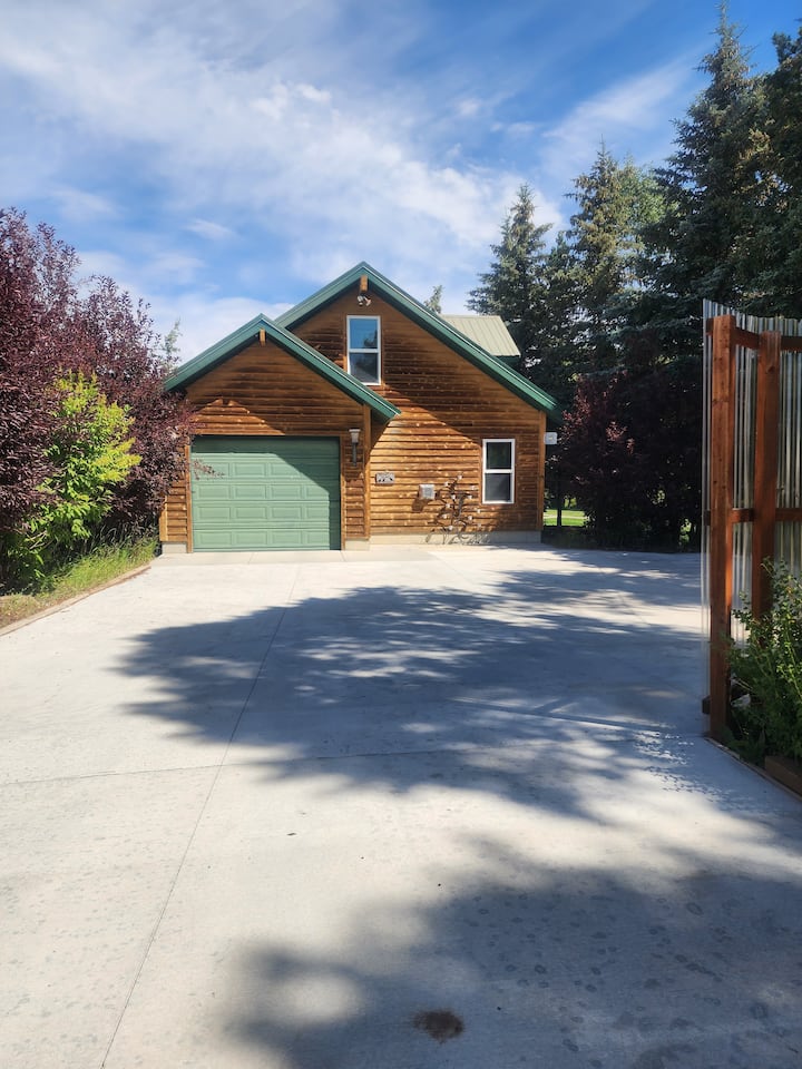 Adorable 1 Bedroom Guest House Borders Pine Creek - Wyoming