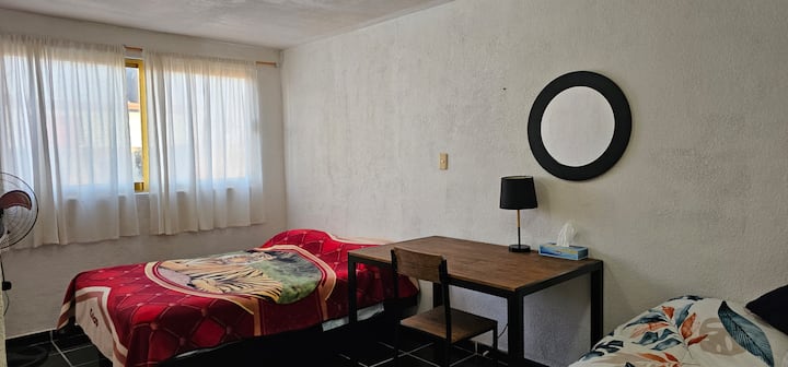 Casa Del Parque Cinco Habitaciones Cerca Del Cent - Metepec
