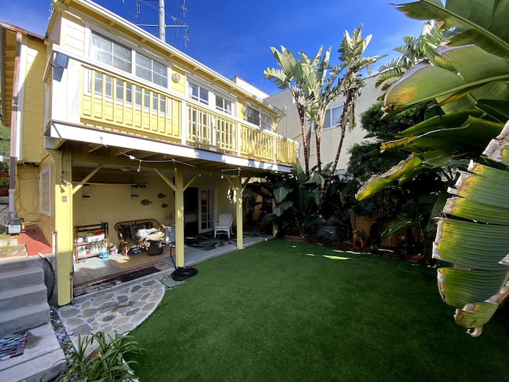 Cheerful Cottage, 2 Bedrooms, Free Parking! - Redondo Beach, CA