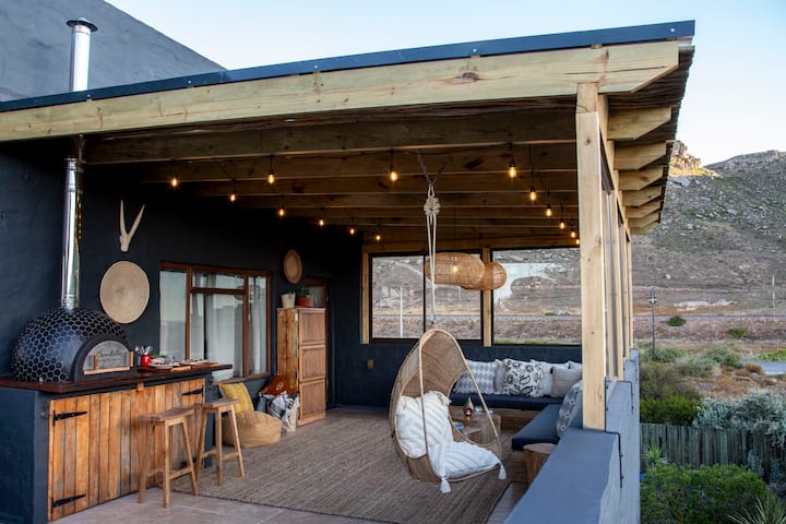 Kon-tiki House - Elands Bay