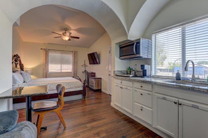 New Studio*villa #4* Near Strip* Red Rock - M Resort Spa Casino