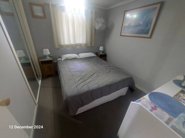 Private Secure Small Bedroom Just Steps From Beach - Bribie Island
