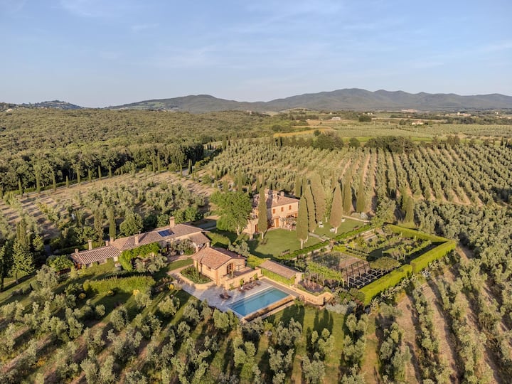 Relais Di Campagna Con Parco E Piscina Vista Mare - Cecina