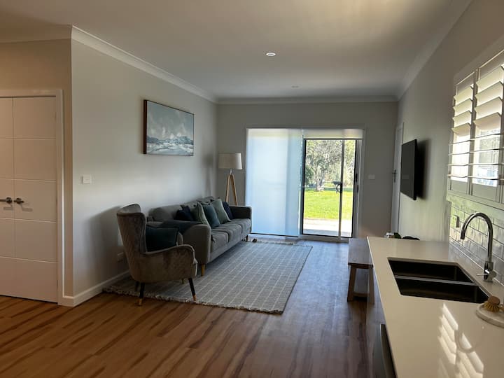 'Baringa' Luxury Escape Guest House - Tamworth