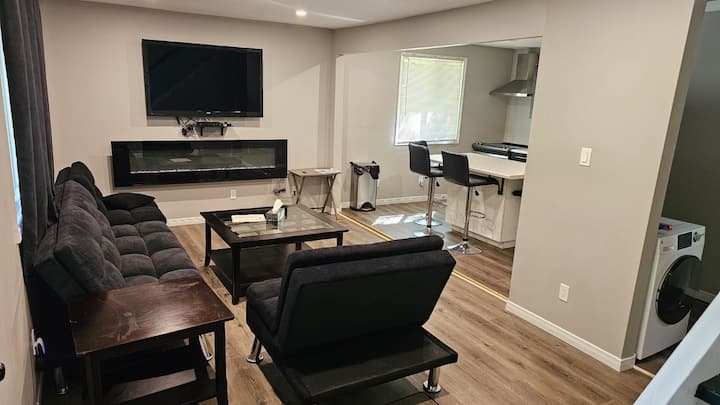 3 Bedroom, 1.5 Bath
Cottage With Air
Conditioning - Port Elgin
