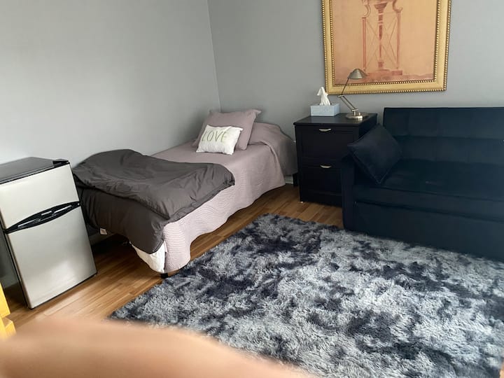 "Lovely Home By Train Station & Kean University" - New Jersey