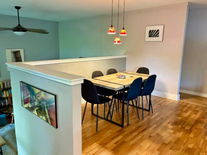 Secluded Home-away-from-home With A Cook's Kitchen - Ypsilanti, MI