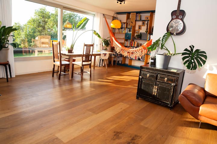 Sun-kissed Penthouse With Park View - Amberes, Bélgica