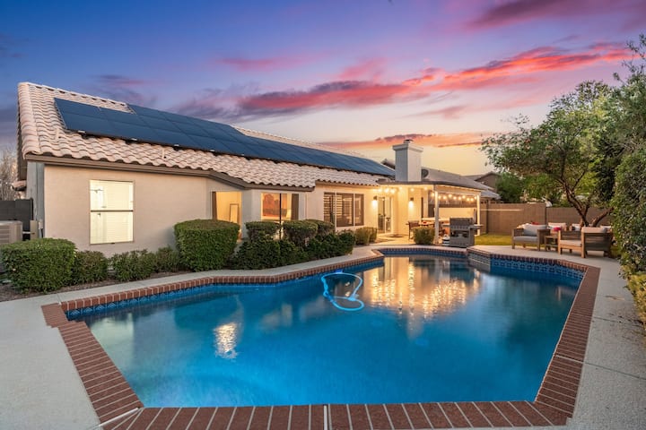 Heated Pool & Hot Tub  Gameroom  Spacious 4br - Phoenix, AZ