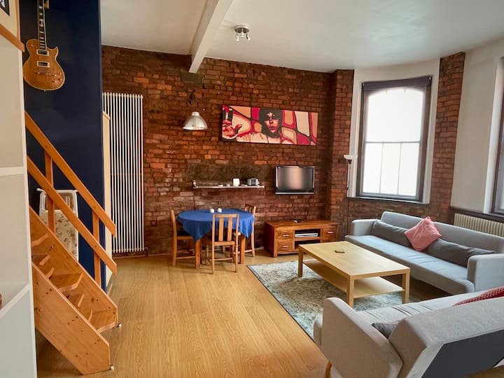 Stylish Open Plan Loft In Manchester City Centre - Manchester