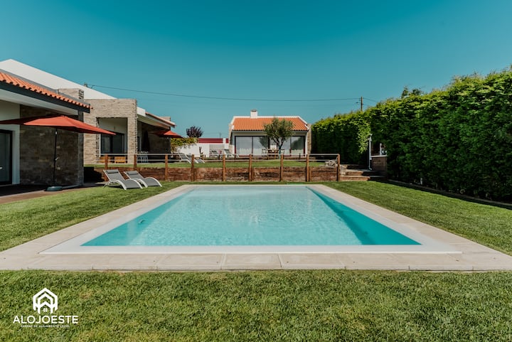 Villa Amália - Two Bedroom Villa In Páteo Sagaipo - Lourinhã