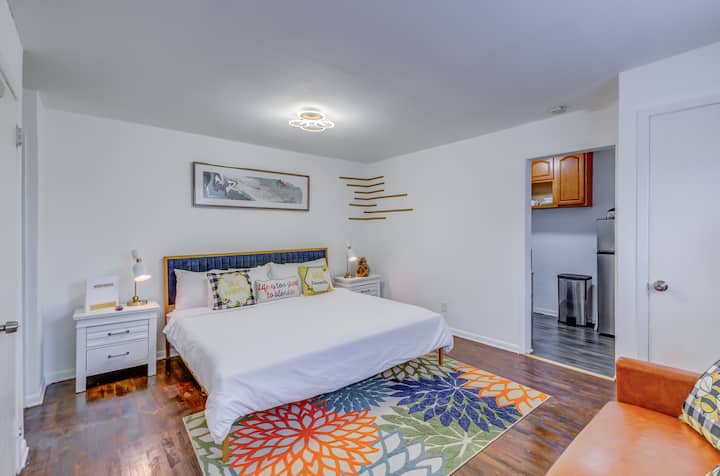 Adorable Studio+kitchen Perfect For Long Stays - Belleville, NJ