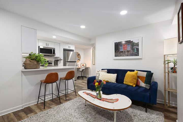 2 Bedrooms, Free Parking, Private Entrance Nw Dc - Washington, DC