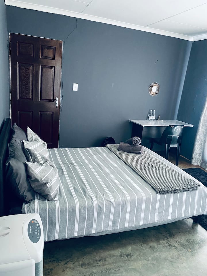 Ha-dzibs Backpackers Accomodation - Thohoyandou