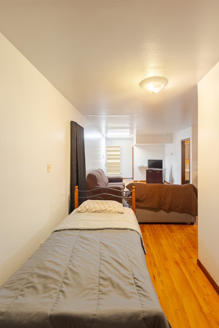 Private 1br Apartment With Kitchen & Full Bathroom - New Jersey