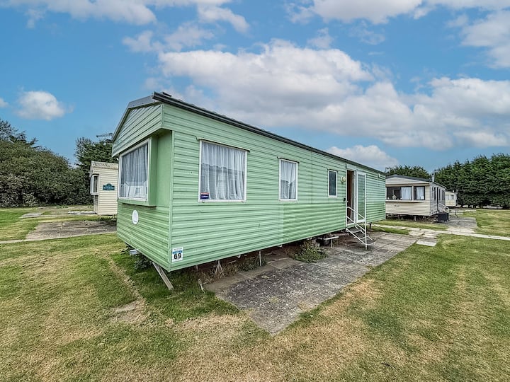 Great 8 Berth Caravan For Hire In Skegness Ref 33069f - Ingoldmells