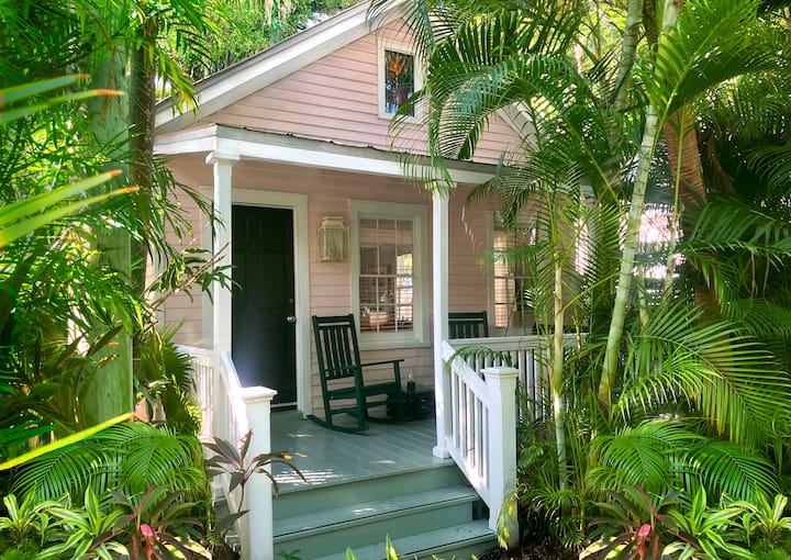 Poolside Cottage At Simonton Court - Adults Only - Key West, FL