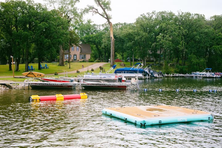 Lakeside Cabin #3 At Swan Lake Resort & Campground - Clear Lake, Dalton