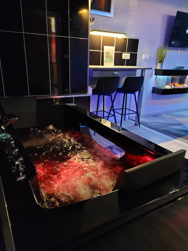 Midnight Spa Avec Parking Privé - Blois