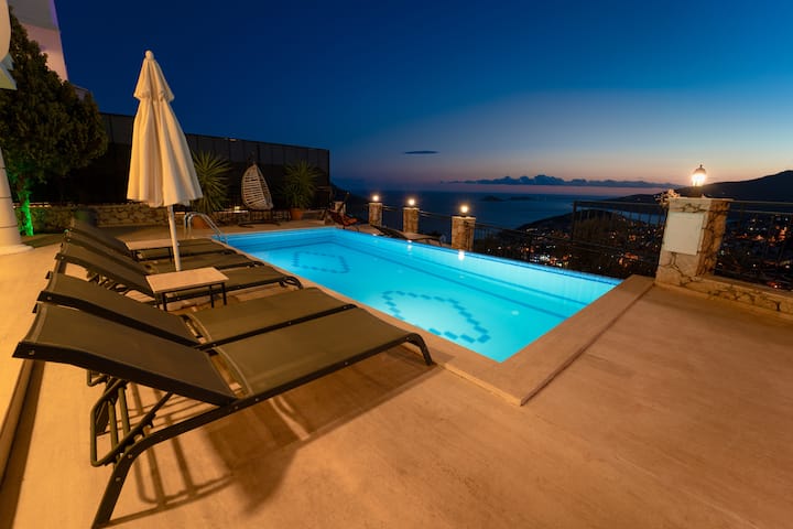 Villa Seranity 1 Eşsiz Deniz Manzaralı Villa - Kalkan