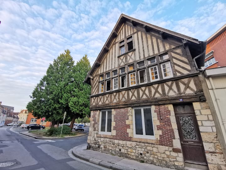 Charmant 38 M2 Dans Maison Historique/centre Ville - Lisieux