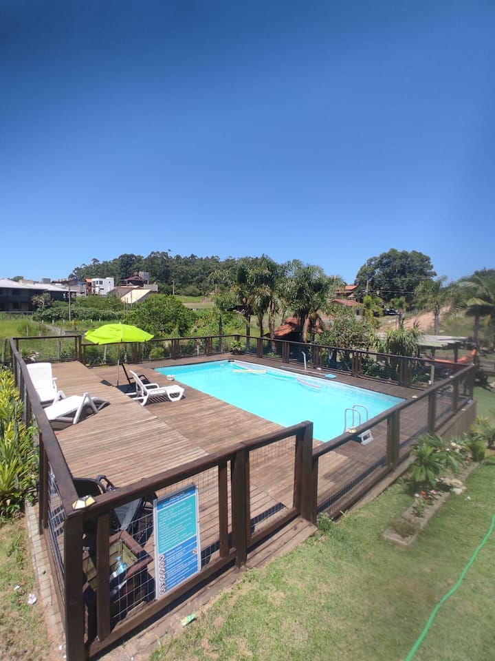 Casa Com Varanda Espaçosa E Linda Vista - Garopaba