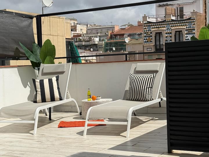 #8 Camp Nou. 15 Min A Ramblas En Metro - Barcelona