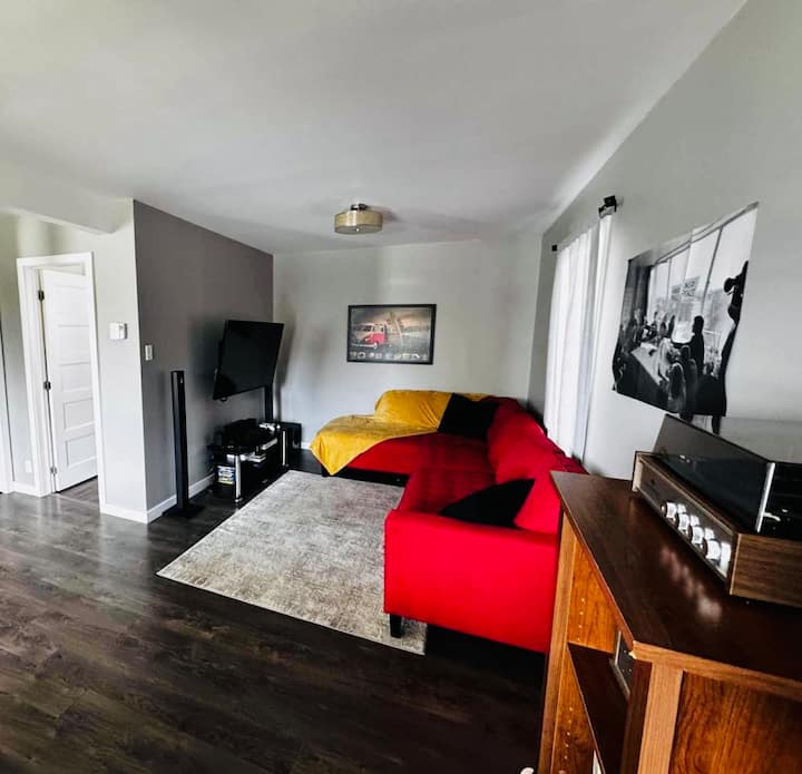 Cottage De Style Loft/maison Entière - Portneuf