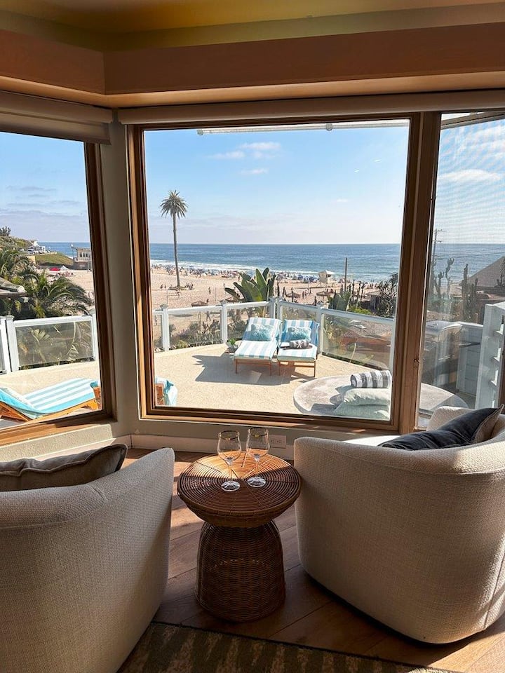 Oceanfront Beach House Views At Moonlight Beach - Encinitas, CA