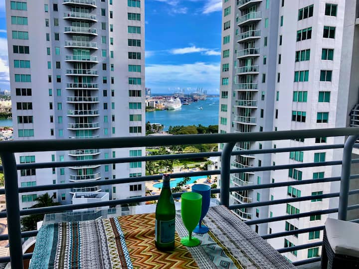 Cozy Loft In The Heart Of Miami With Garage - Miami, FL