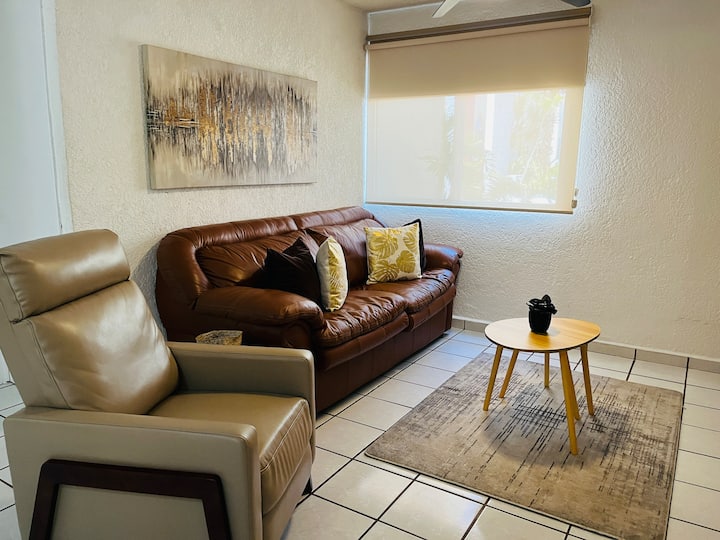 Cozy Condo  Walk To Beach & Cabo's Top Attractions - Cabo San Lucas