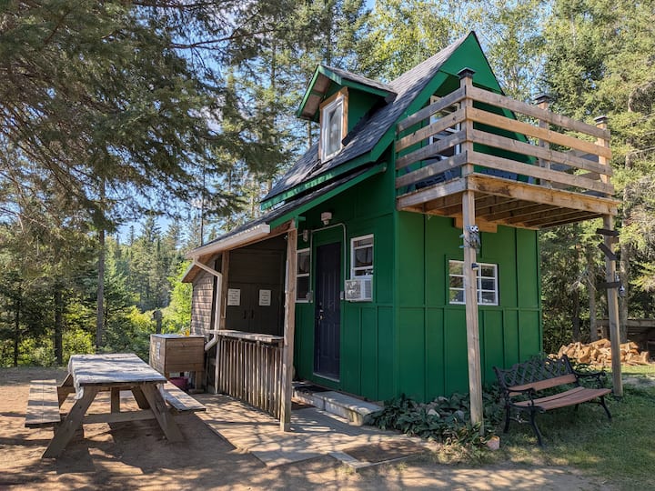 Private Waterfront Bunkie Cabin + Rv Trailer - Ontario 60