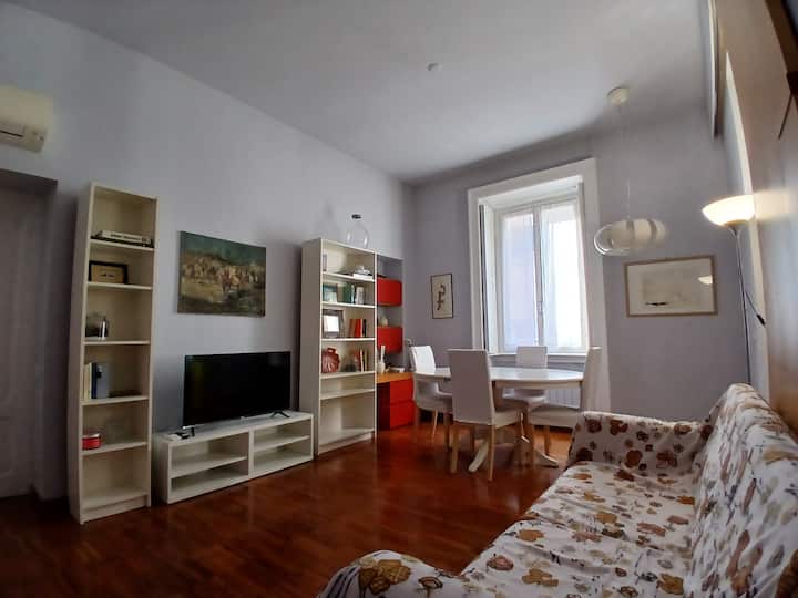 Bilocale Con Ampio Terrazzo A 5 Minuti Dai Navigli - Milan